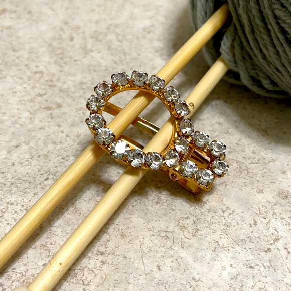 Accessories | Round Crystal Gold Tone Circular Hair Barrette Clip ...